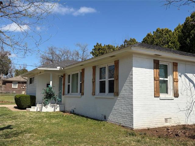 3929 NW 32nd Street