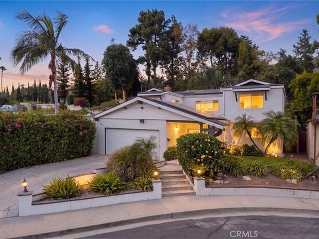3929 El Moreno St, La Crescenta, CA 91214