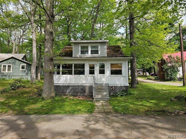 3929 Janes Ave, Silver Lake, NY 14549