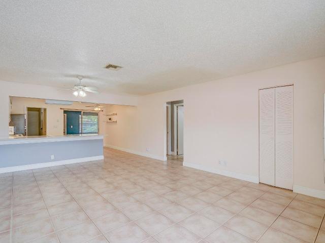 3929 Kenas St, Palm Beach Gardens, FL 33403 | MLS #B26011