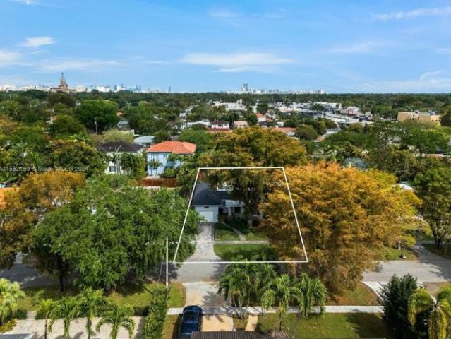 3929 SW 60th Ct, Miami, FL 33155