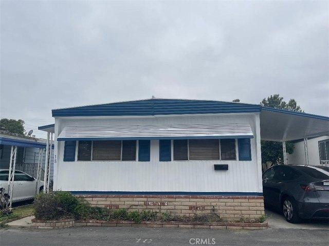3929 5th St W Unit 18, Santa Ana, CA 92703