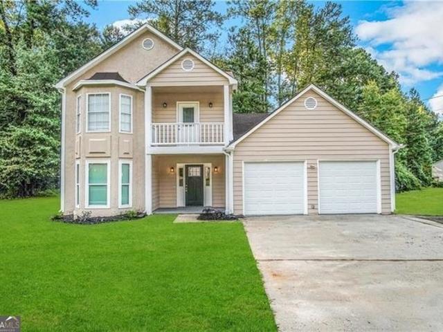 3920 Melanie Woods Dr, South Fulton, GA 30349