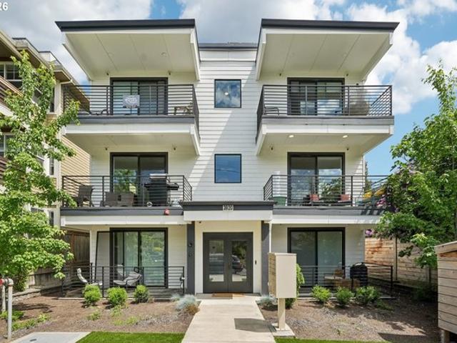 3920 N Montana Ave Unit 202, Portland, OR 97227