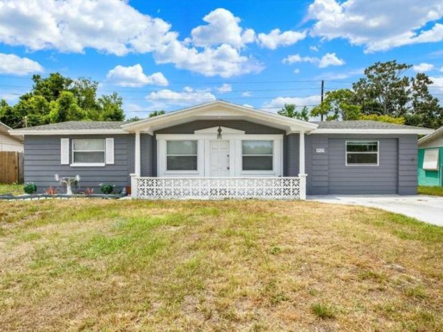 3920 Beacon Square Dr, Holiday, FL 34691