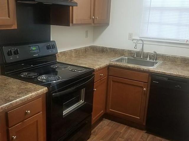 3920 Berwyn Dr. S 2 Bedroom Apartment for Rent at 3920 Berwyn Dr S, Mobile, AL 36608 Llanfair