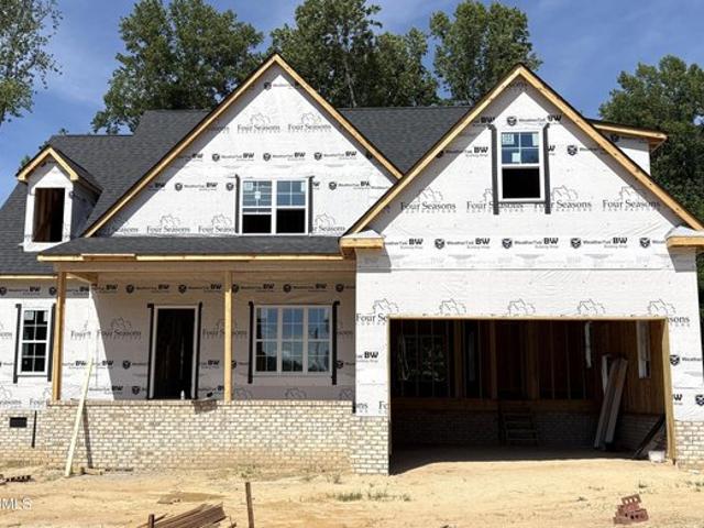3920 Carriage Woods Ct, Rocky Mount, NC 27804
