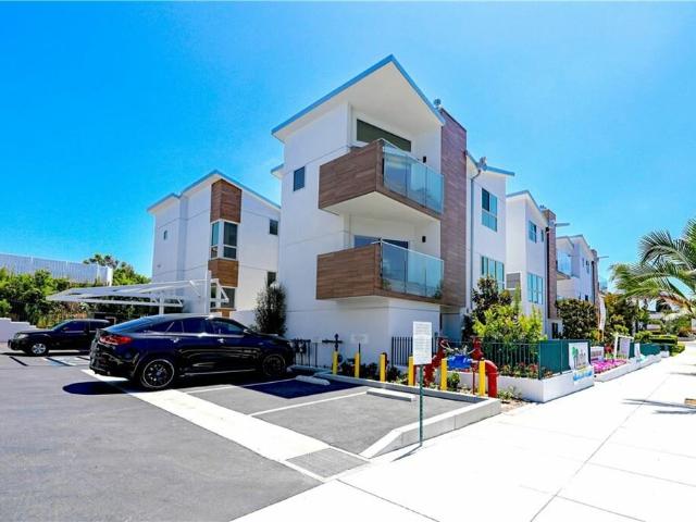 3920 E Coast Highway, Corona del Mar, US, CA