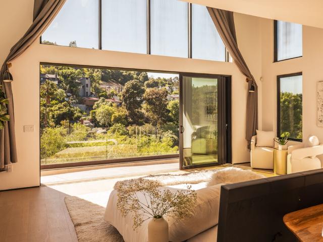 3920 Knobhill Dr, Sherman Oaks, CA 91423 | MLS #26693
