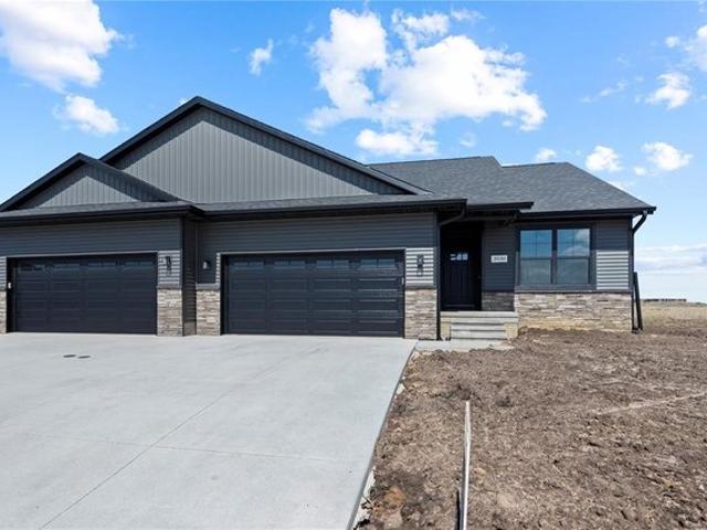 3920 Quail Trail Dr, Marion, IA 52302