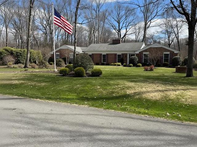 3920 Ravine Dr, White Plains, MD 20695 | MLS #MDCH2052 | Compass