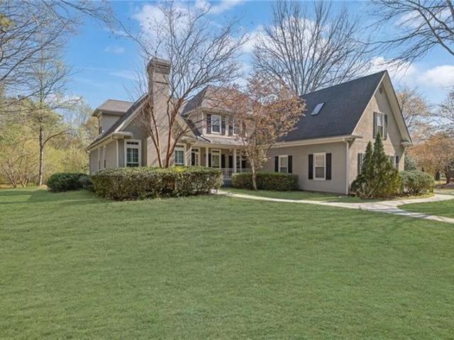 3920 Spalding Dr, Atlanta, GA 30350