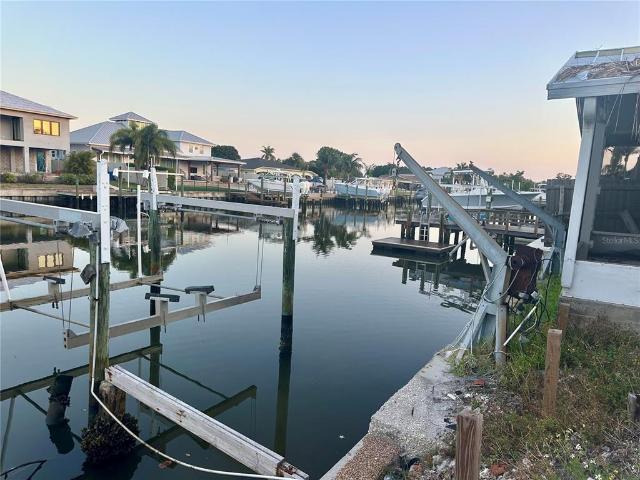 3920 Venetian Way, Tampa, FL 33634 | MLS #TB8410 | Compass