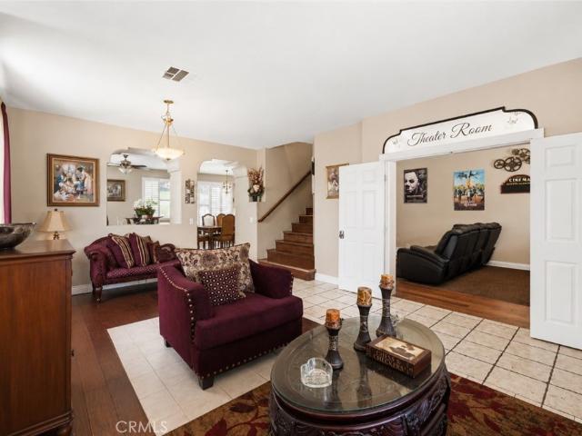 39215 Chantilly