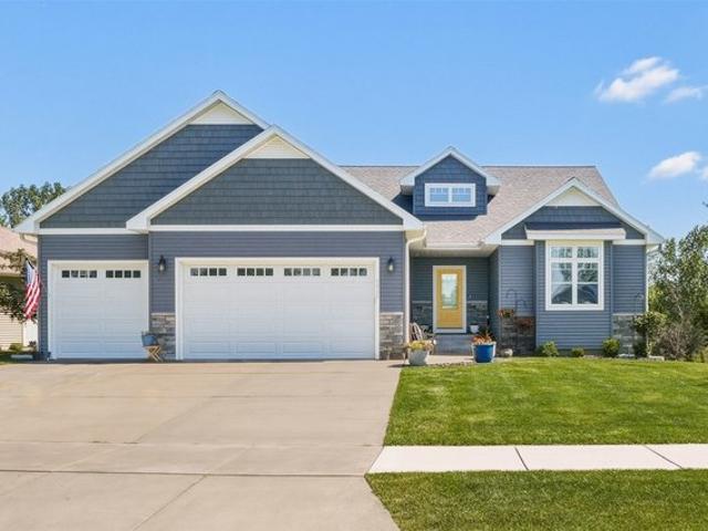 3921 Mill Run Rd, Eau Claire, WI 54703