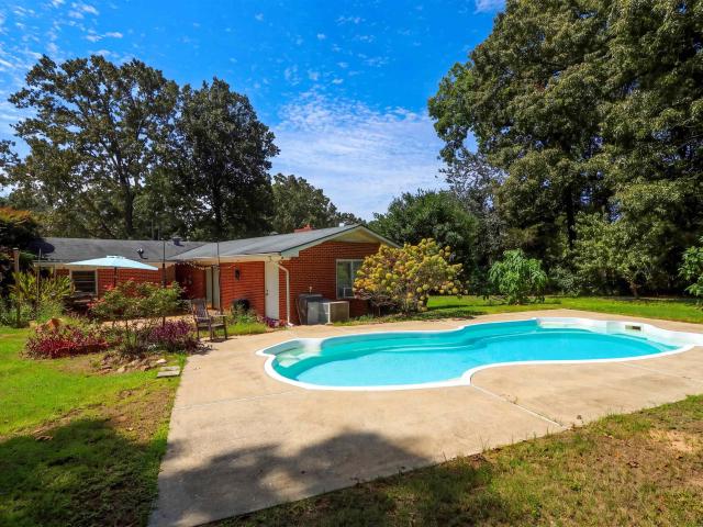 3921 Morris Drive