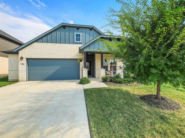 3921 Bluestem Blvd, Argyle, TX 76226