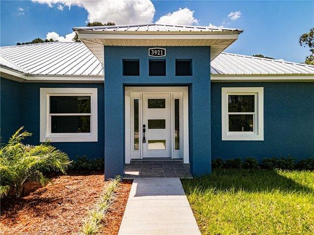 3921 Dauphine St, Sebring, FL 33872