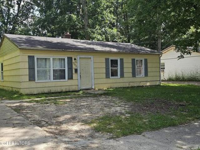 3921 Ingham St, Lansing, MI 48911