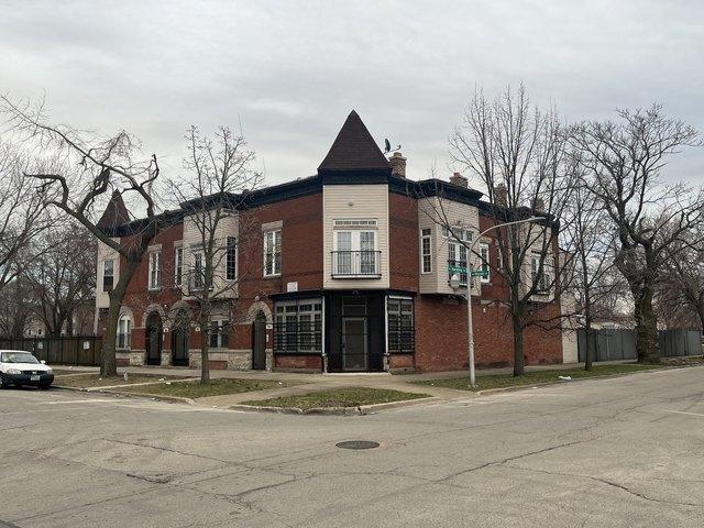 3921 W Huron St Unit 3, Chicago, IL 60624