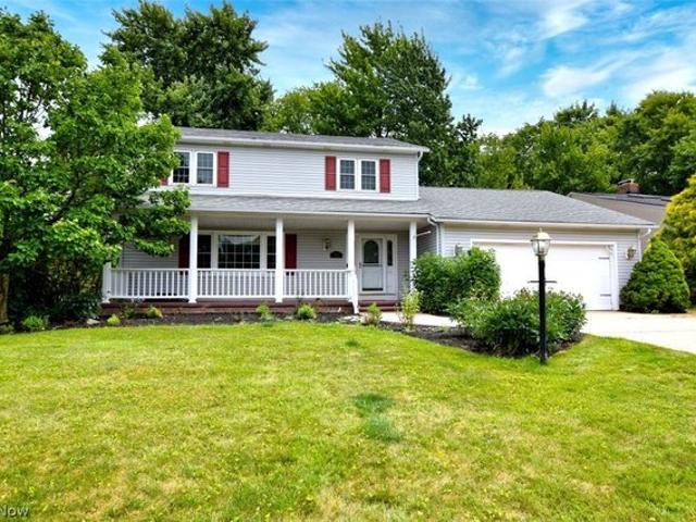 3921 White Oak Trl, Orange village, OH 44122