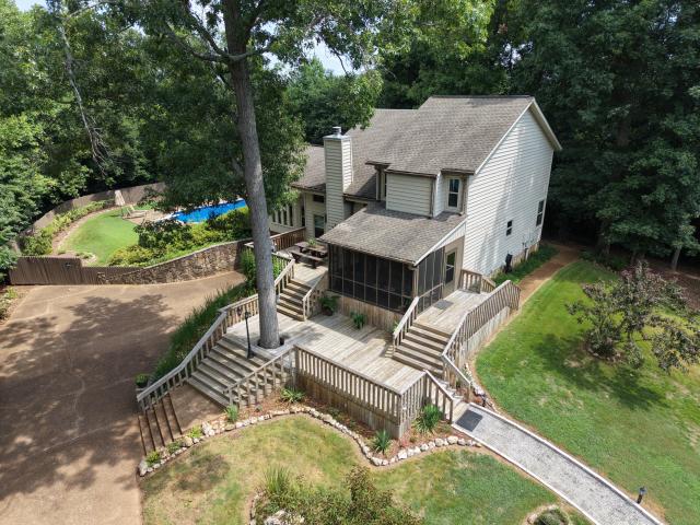3922 Highway 2