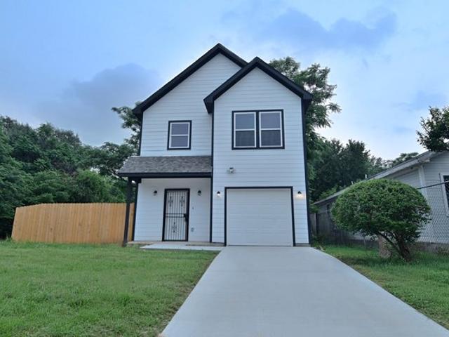 3922 Penelope St, Dallas, TX 75210