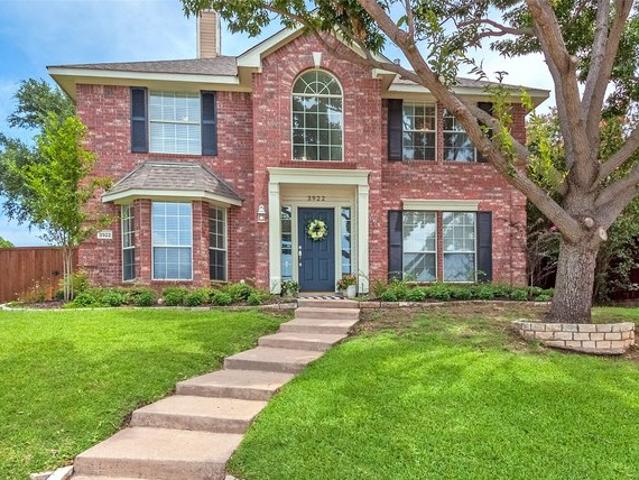 3922 Rolling Oaks Dr, Carrollton, TX 75007