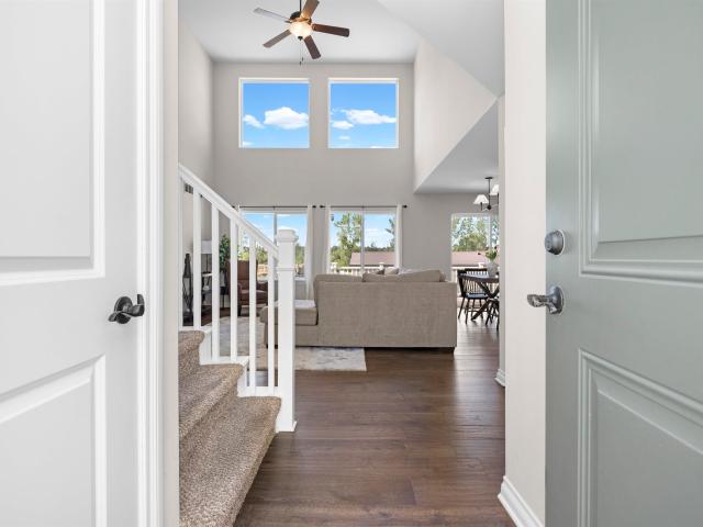 3923 Maple Lane