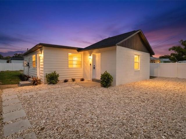 3923 W Flora St, Tampa, FL 33614