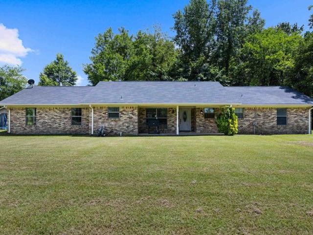 392 County Road 4244, Pittsburg, TX 75686