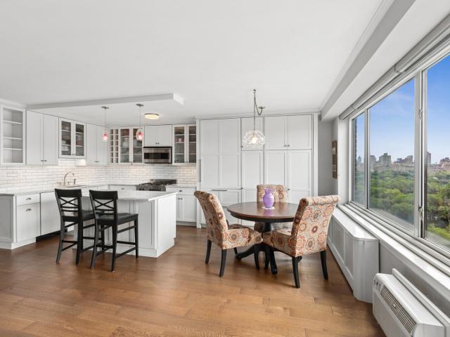 392 central park w 19x