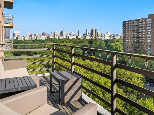 392 Central Park West, New York, NY