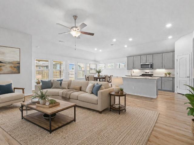 392 Algaroba Loop, Buda, TX 78610 | MLS #6530