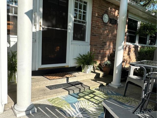 392 Glenbrook Drive
