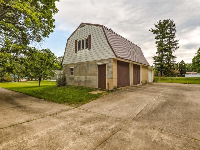392 Griffith Avenue