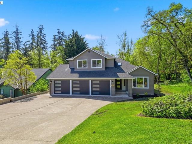 392 Dellwood Dr, Eugene, OR 97405