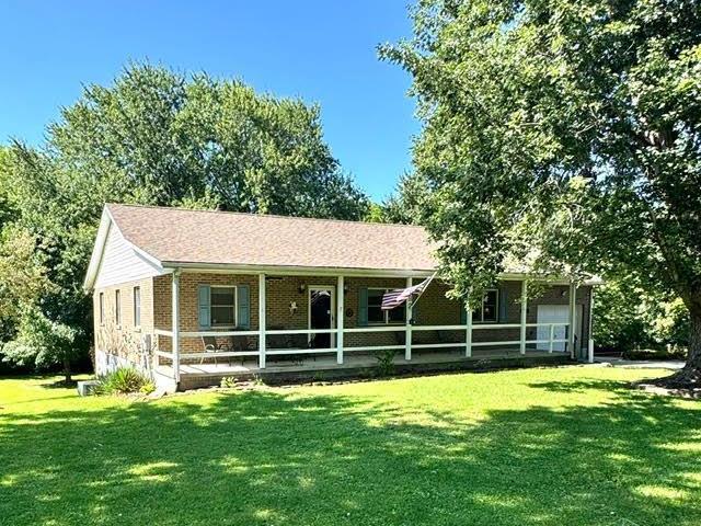 392 E St Rt 350