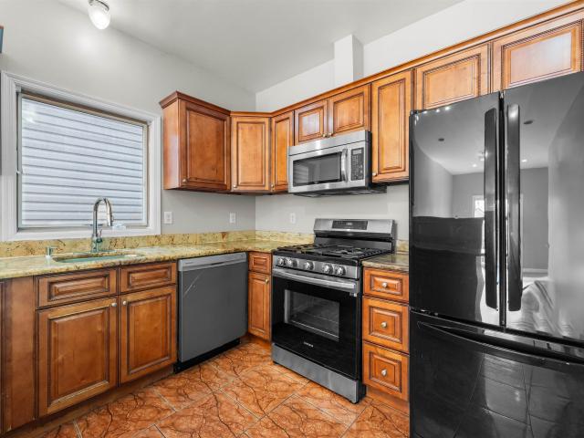 392 Liberty Ave # 1