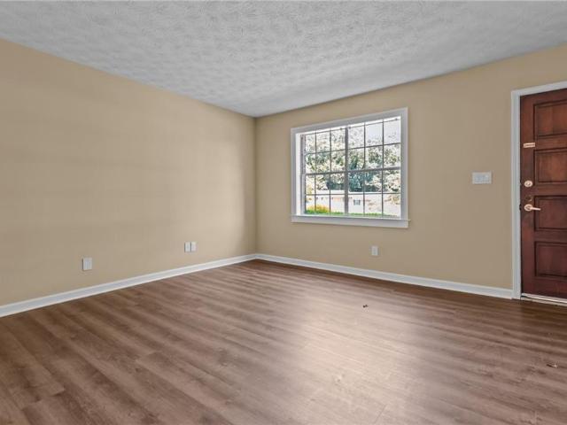 392 Northdale Court