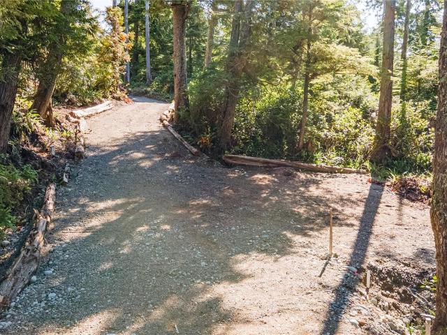 392 Reef Point Rd, Ucluelet, BC