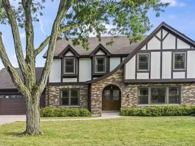 392 WOODLANE CT, WOOD DALE, IL 60191 Single Family Residence F.