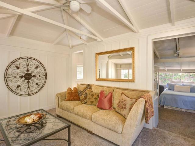 3934 Camino Real