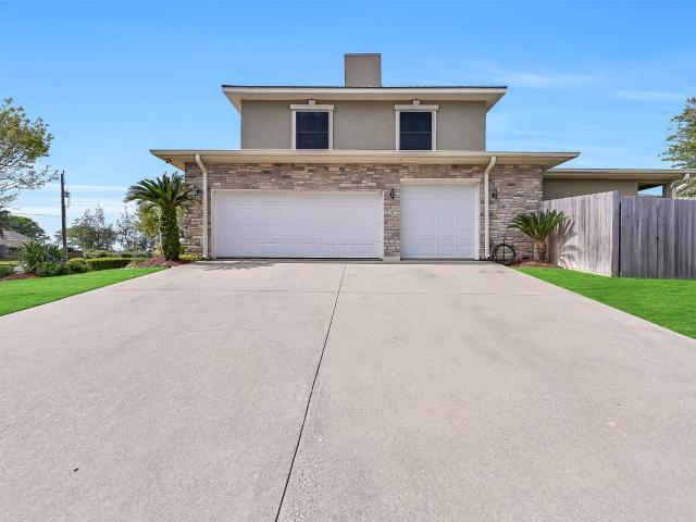 3934 Tres Drive