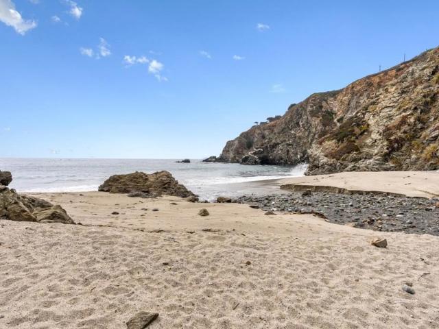 39350 Coast Road