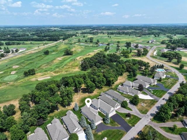 3935 Geneva Golf Club Drive NE