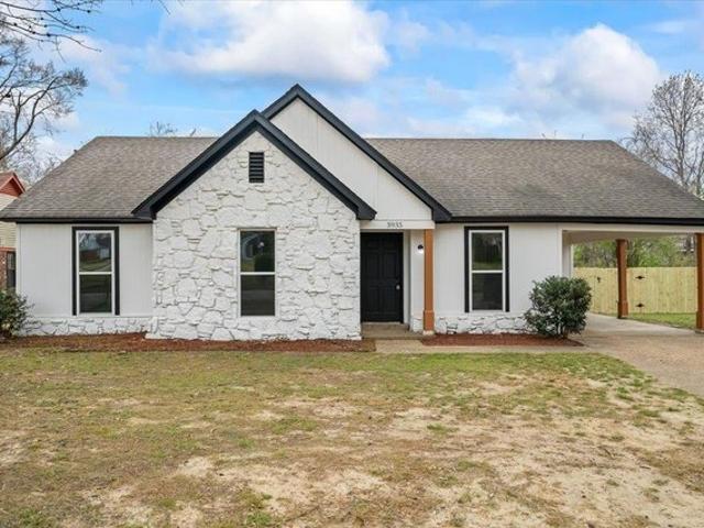 3935 W Christine Gardens Rd, Memphis, TN 38118