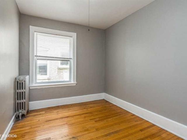 3935 W Diversey 1 Bedroom Apartment for Rent at 3935 W Diversey Ave, Chicago, IL 60647 Logan Square