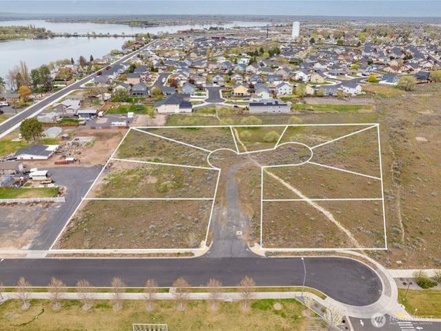 3935 W Muriel Ln, Moses Lake, WA 98837