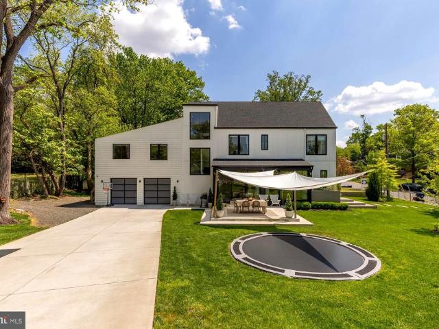 3935 6Th Street S